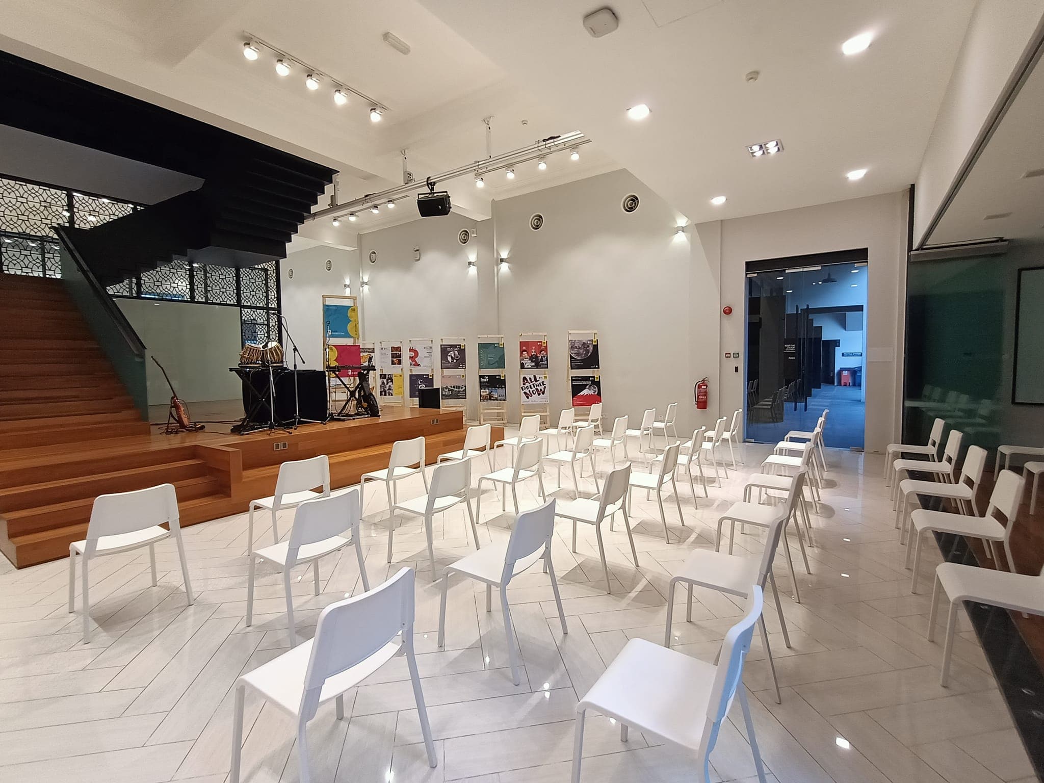 Arena Stage, USM CREATE, Bangunan U.A.B, George Town, Penang - CloudJoi